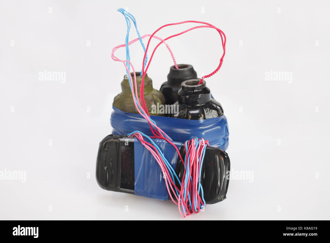 Improvised explosive device hi-res stock photography and images - Alamy