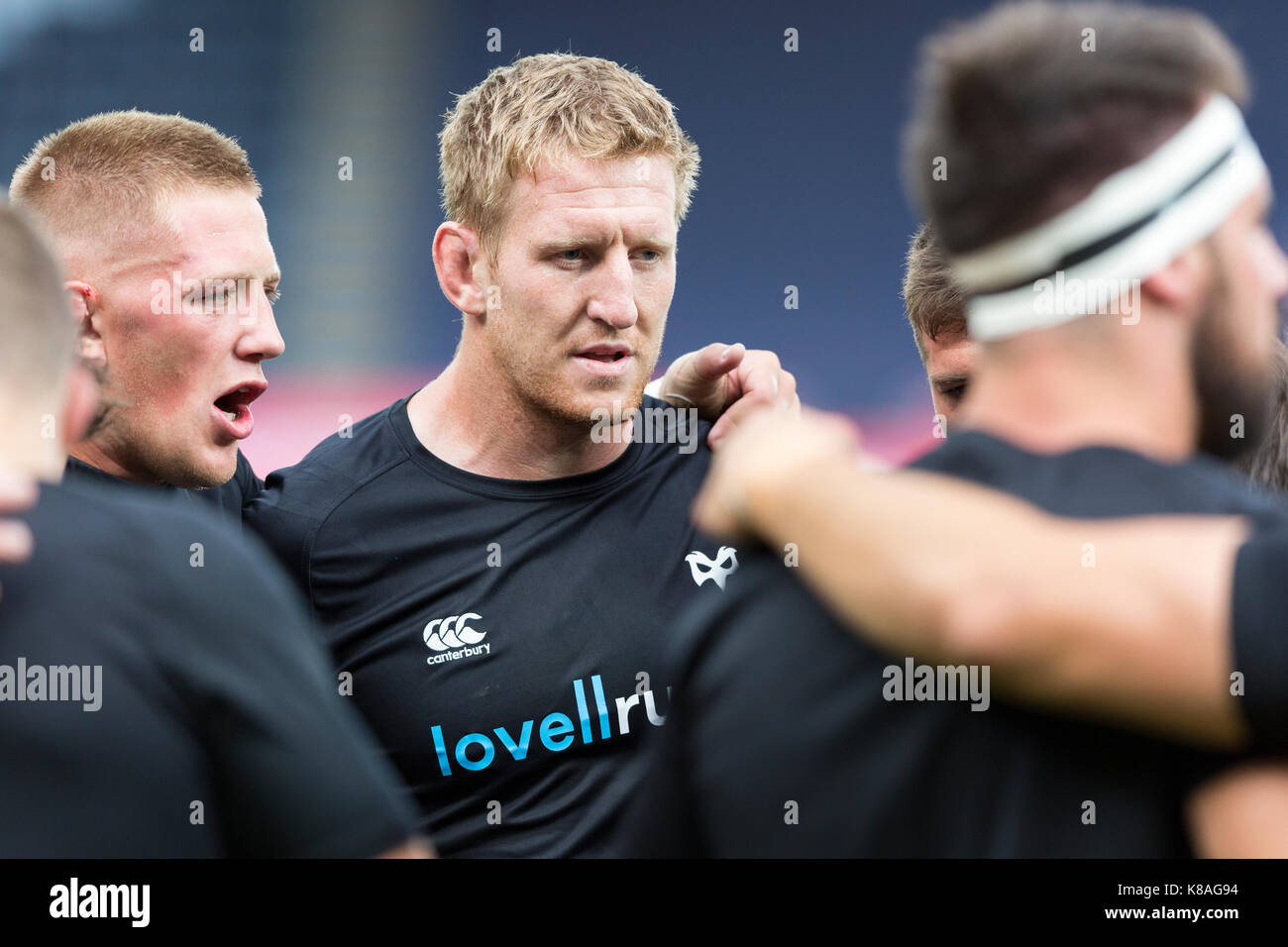 Welsh rugby player hi-res stock photography and images - Alamy