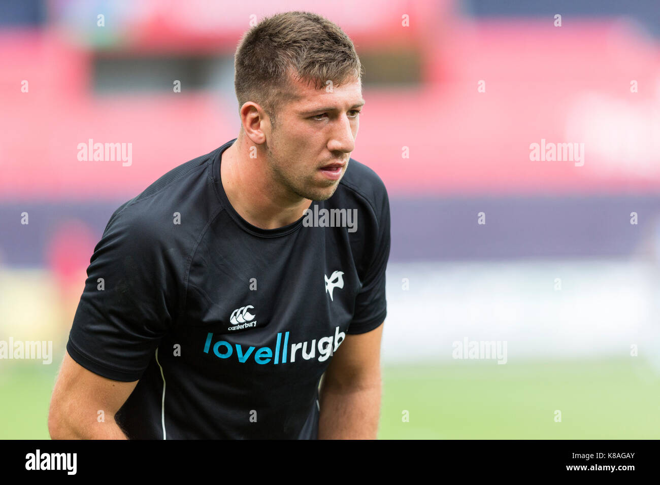 Welsh rugby player hi-res stock photography and images - Alamy