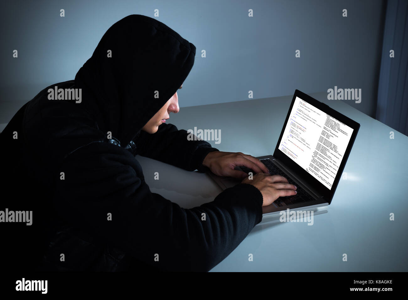 Stealing personal information hi-res stock photography and images - Alamy