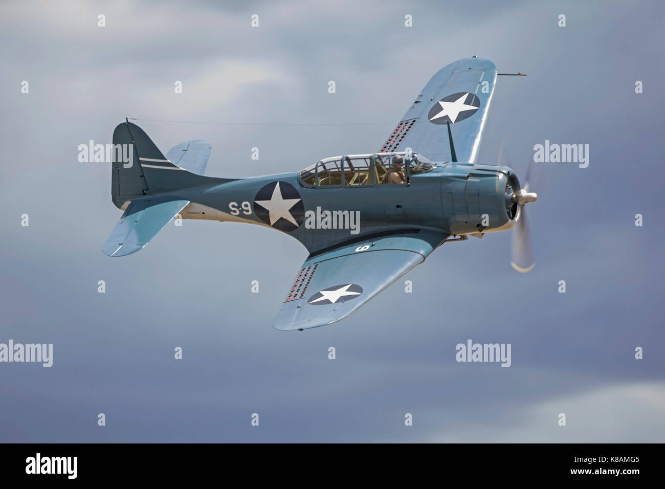 Airplane vintage WWII SBD Dauntless Stock Photo - Alamy