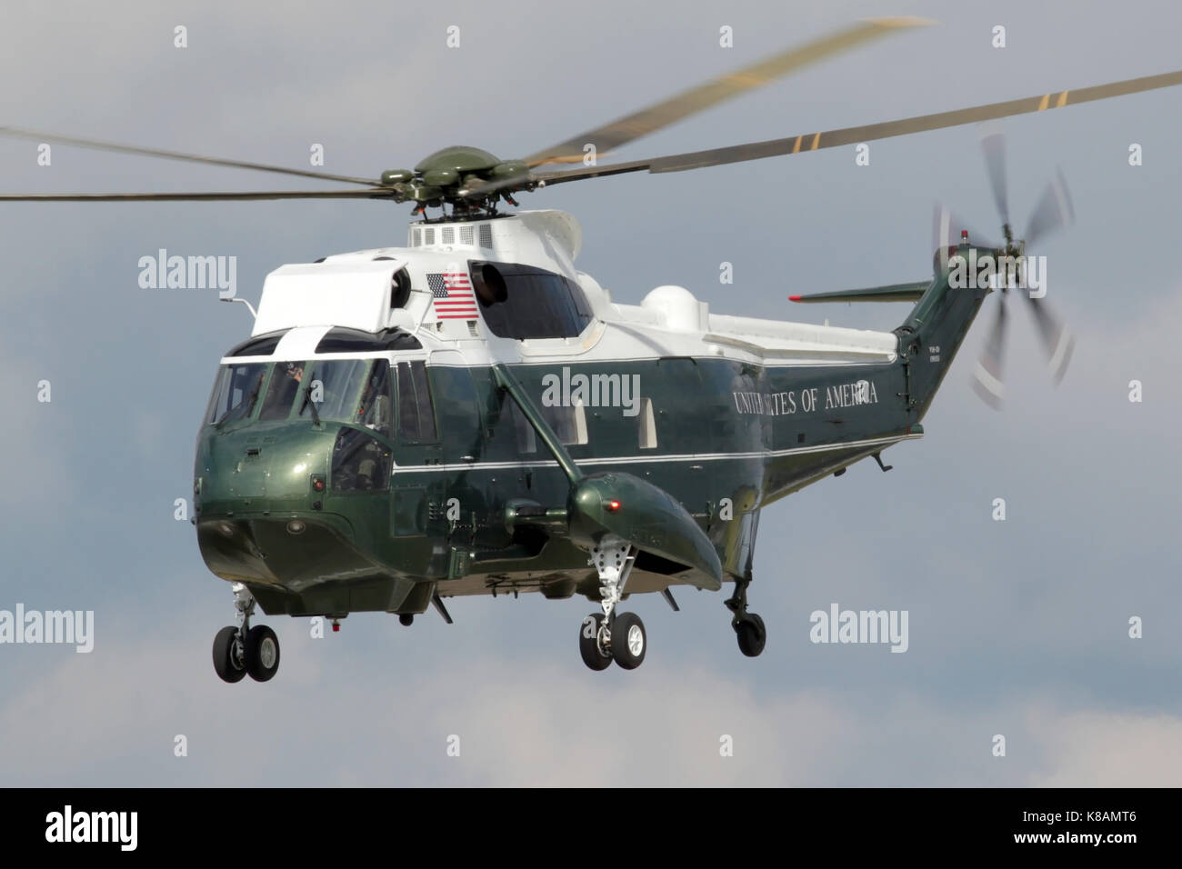 Marine one and mildenhall hi-res stock photography and images - Alamy
