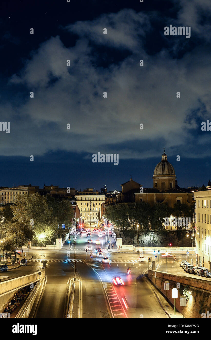 Italian Traffic Jam Stock Photos & Italian Traffic Jam Stock Images - Alamy