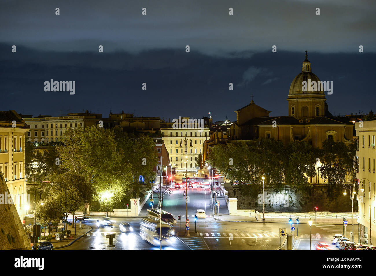 Nightlife rome hi-res stock photography and images - Alamy