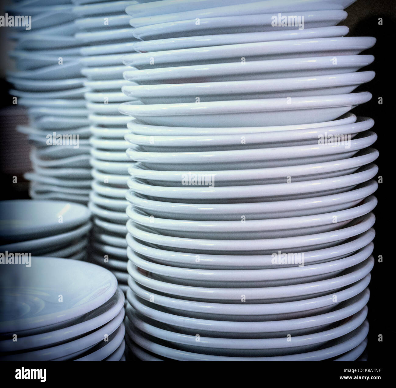 Dishes pile up hi-res stock photography and images - Alamy