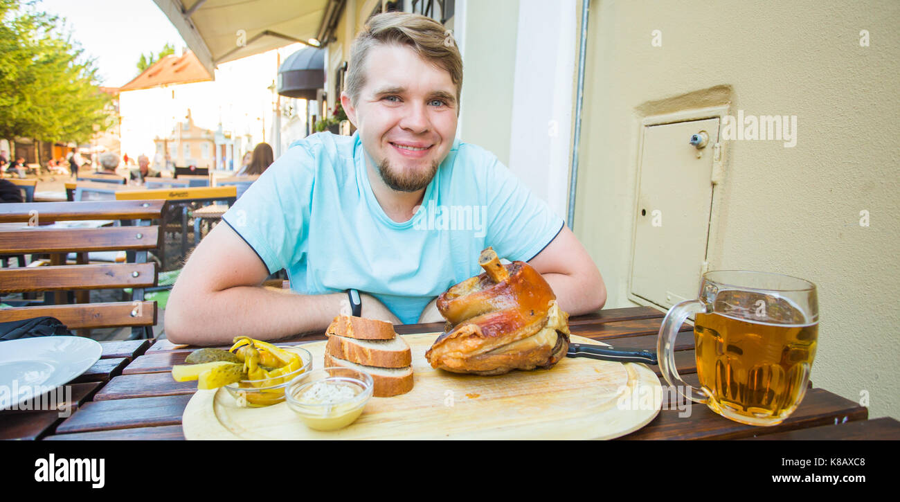 Man eating pork ribs hi-res stock photography and images - Alamy