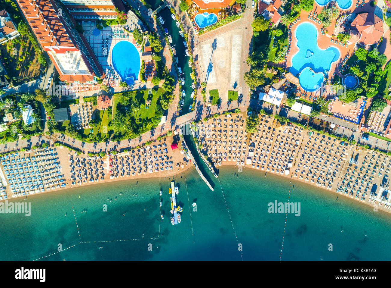 Sea beach resort hi-res stock photography and images - Alamy