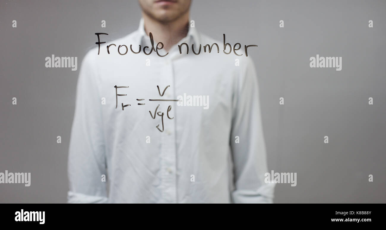 Froude number hi-res stock photography and images - Alamy