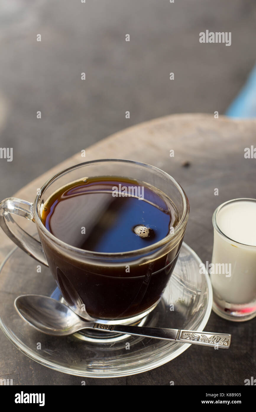 Back to black cafe hi-res stock photography and images - Alamy