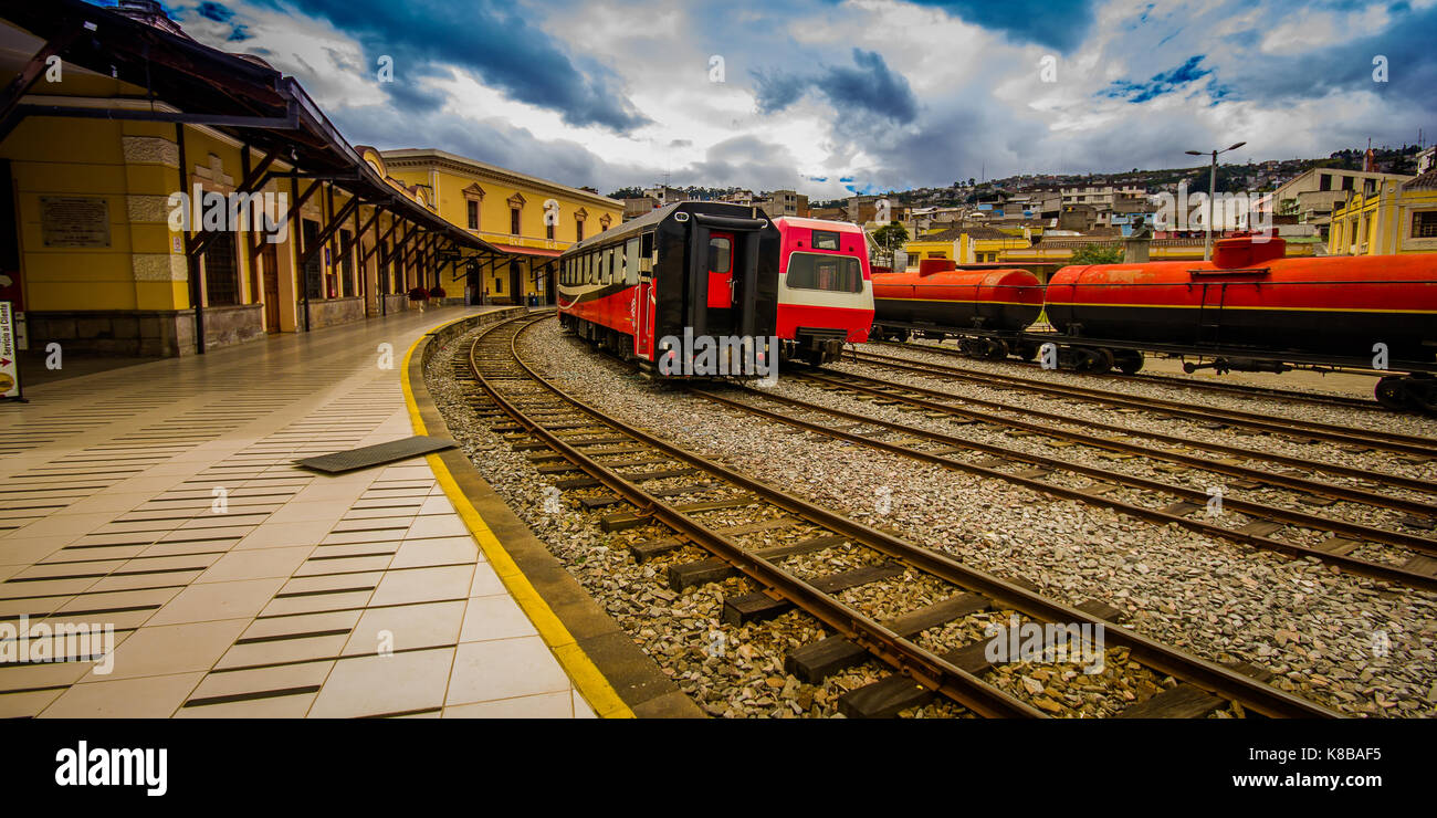 Ecuador train steam hi-res stock photography and images - Alamy