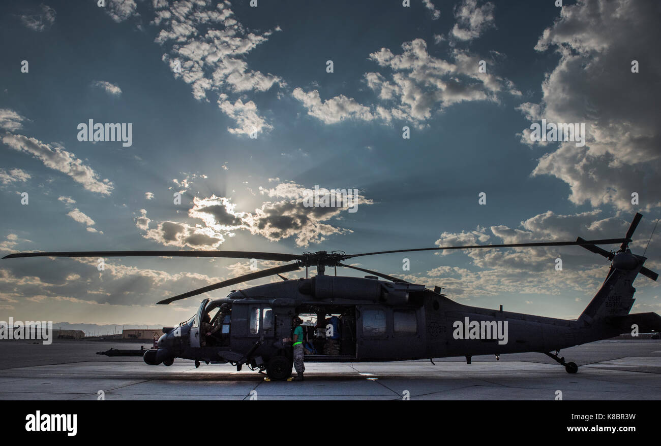 Pave hawk hi-res stock photography and images - Alamy