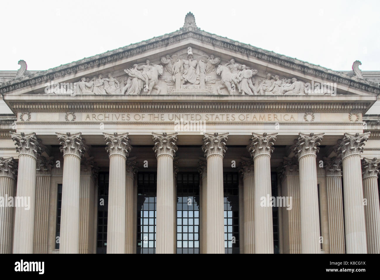 National archives facade art hi-res stock photography and images - Alamy