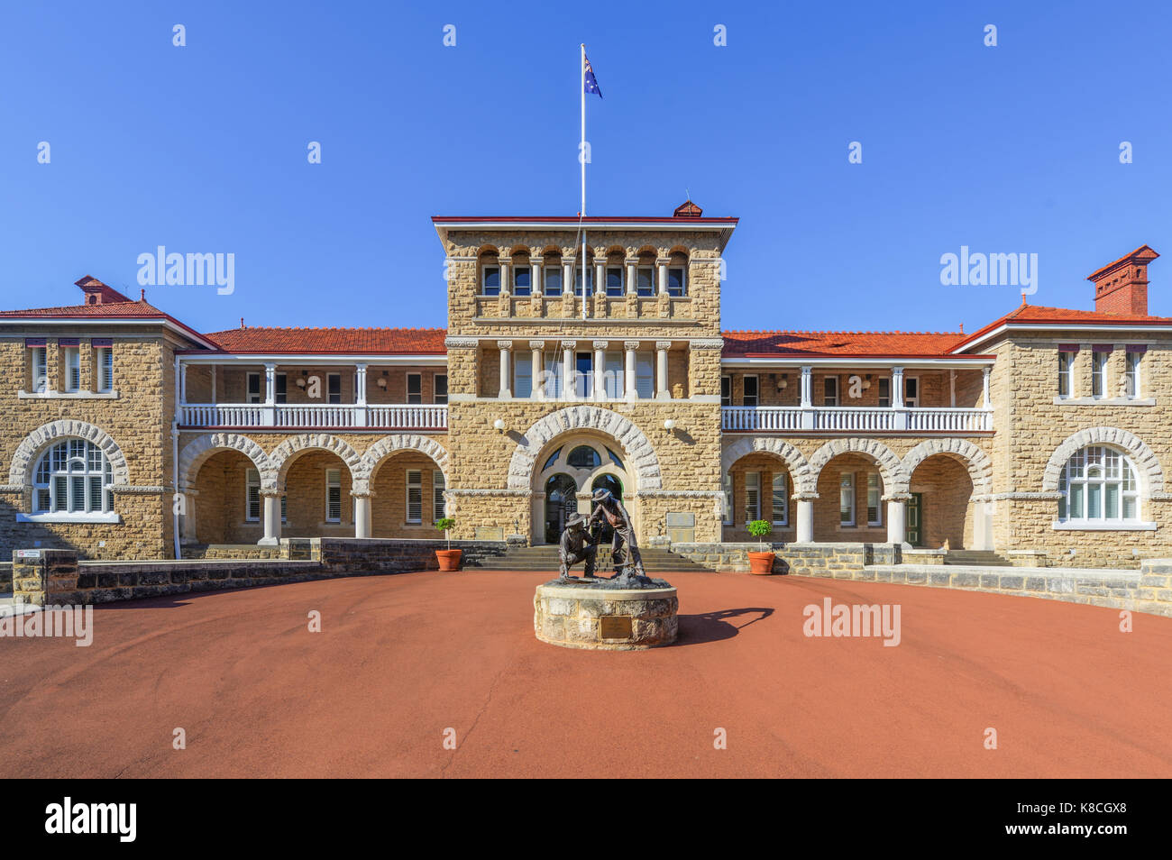 Royal Mint Building Stock Photos & Royal Mint Building Stock Images - Alamy