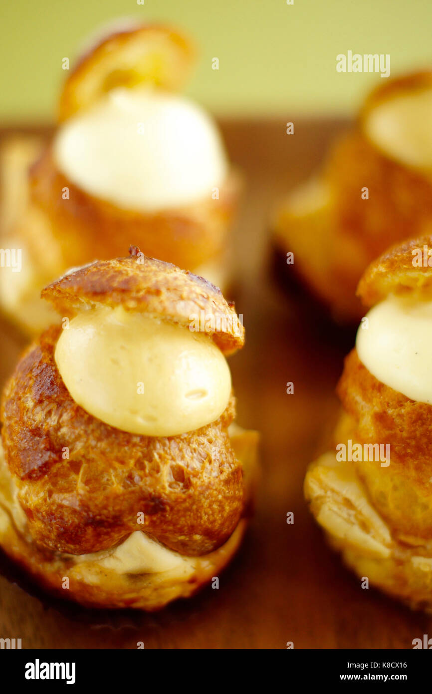 Cream puff tokyo hi-res stock photography and images - Alamy