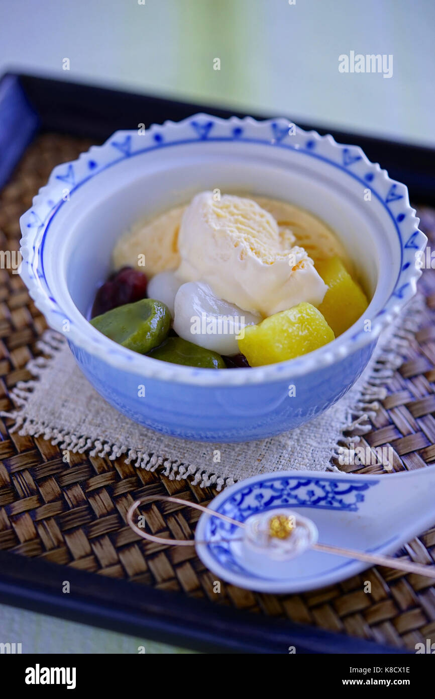Zenzai hi-res stock photography and images - Alamy