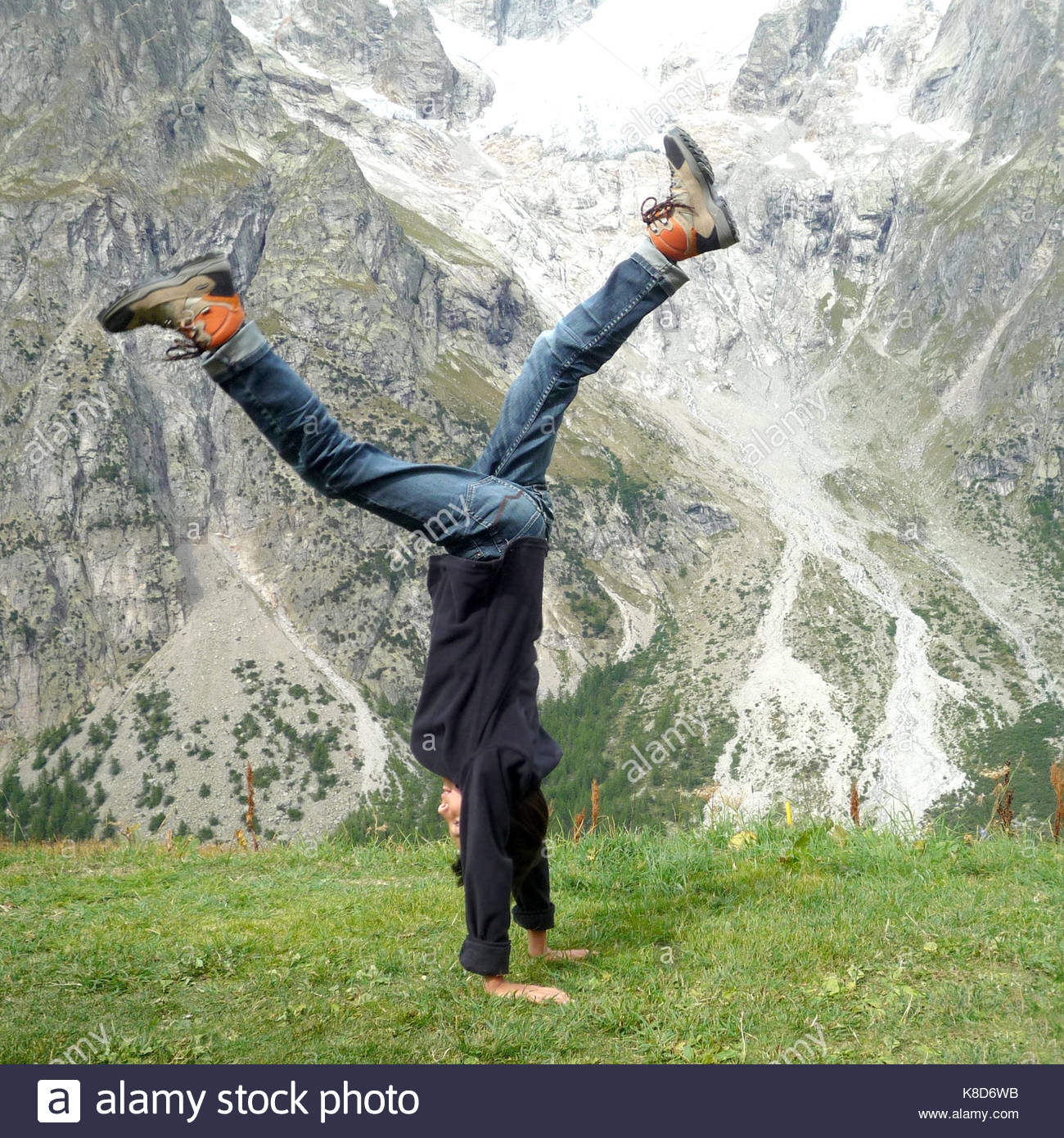 Somersaults Stock Photos & Somersaults Stock Images - Alamy