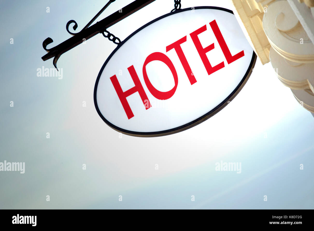 Vintage hotel sign in the city Stock Photo - Alamy