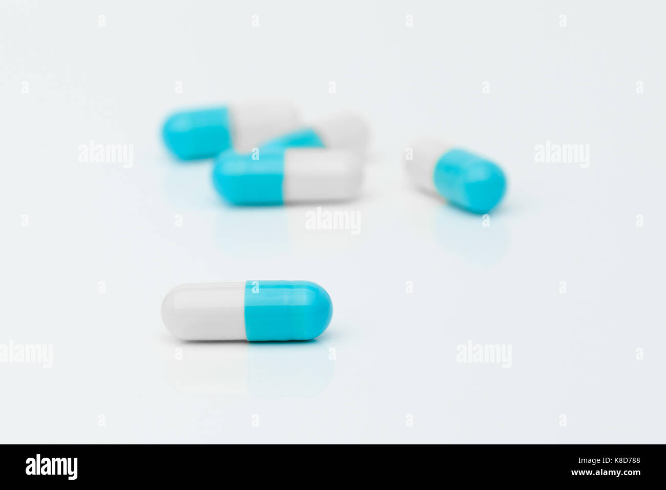 Drug supplement label hi-res stock photography and images - Alamy