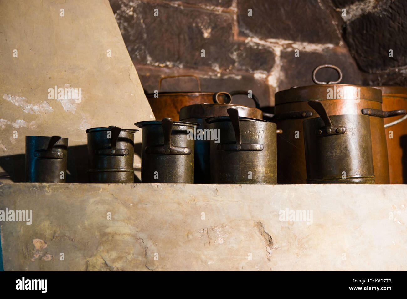 Medieval kitchen hi-res stock photography and images - Alamy
