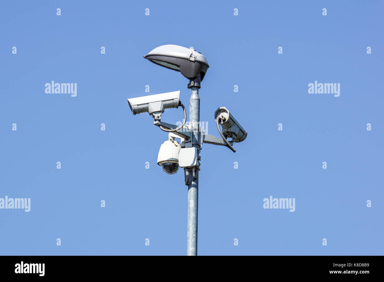 Cctv security camera on pole hi-res stock photography and images - Alamy