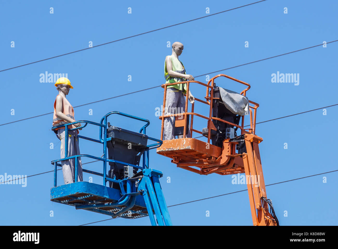 Hydraulic elevator lift hi-res stock photography and images - Alamy