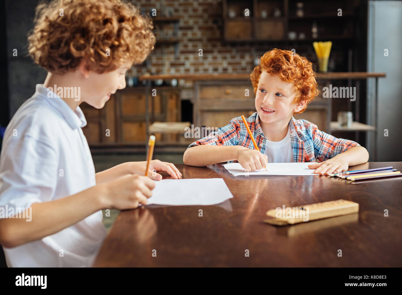 Friendly kids drawing hi-res stock photography and images - Alamy