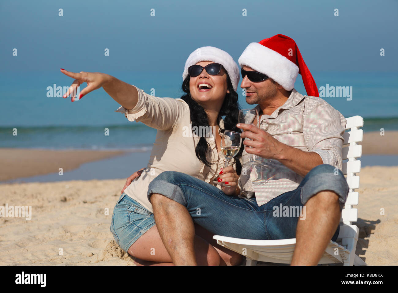 Female christmas beach hi-res stock photography and images - Alamy