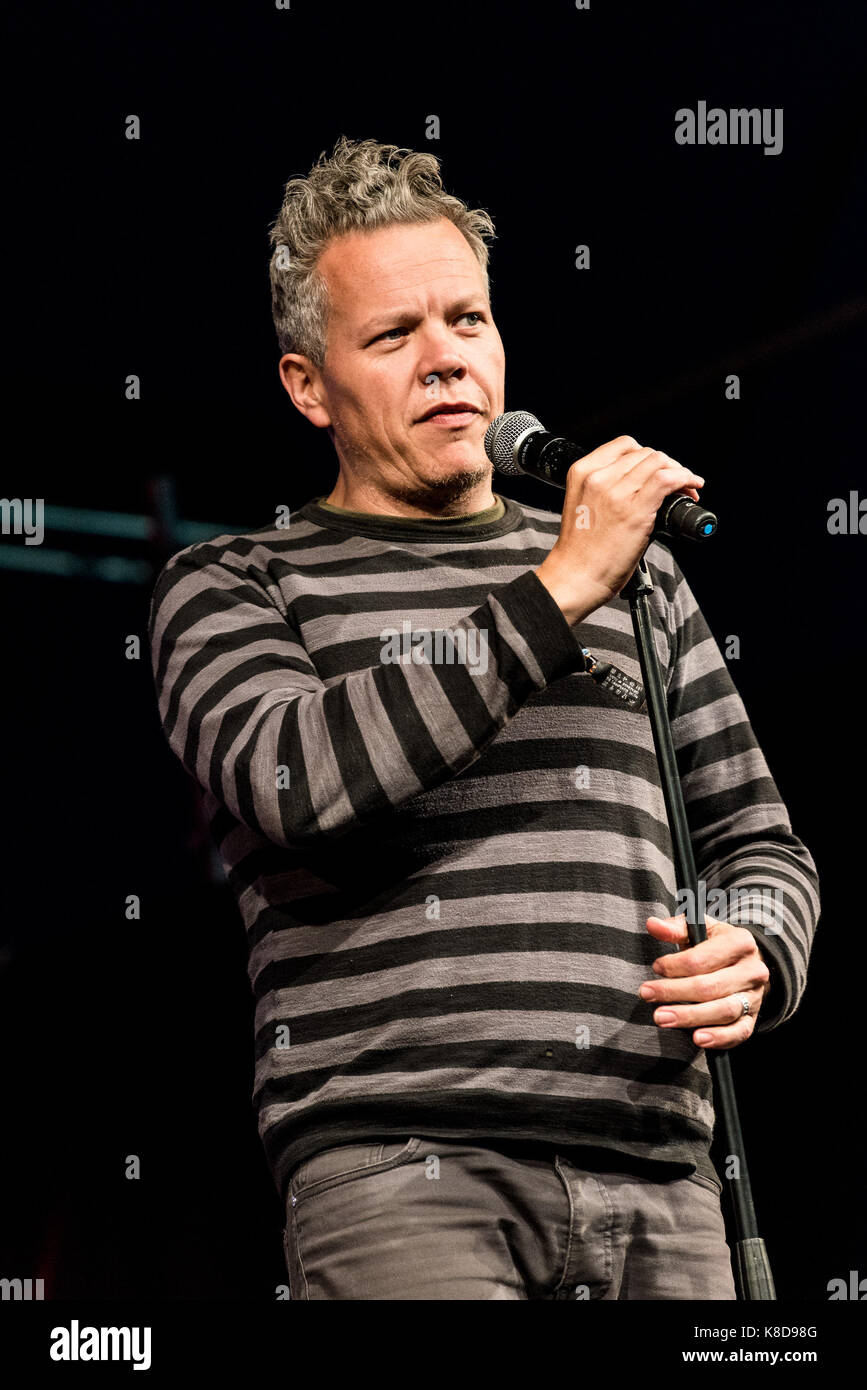 Perfornace V Festival 2017 Featuring: Rob Deering Where: Cannock ...