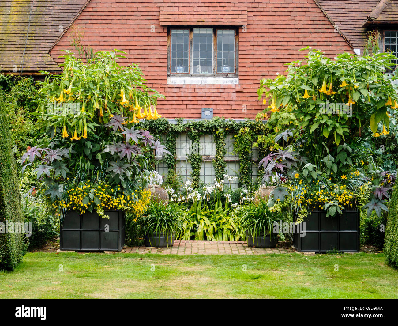 Ruston old vicarage gardens, norfolk hi-res stock photography and images - Alamy