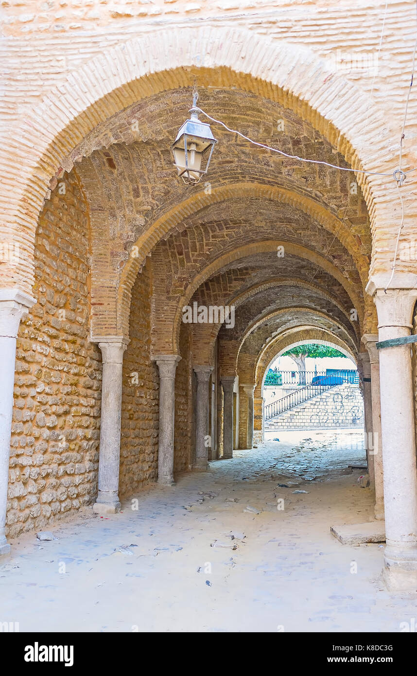 The arched pass of the Ksar Mosque, located next to the Dar Hussein ...