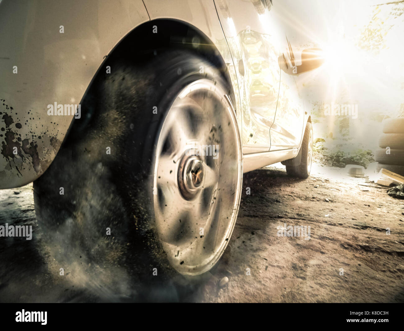 Tyre burn hi-res stock photography and images - Alamy