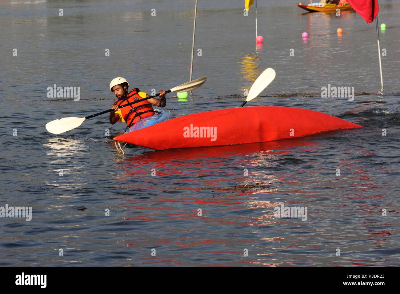 Srinagar, Kashmir. 18th Sep, 2017. A sports festival “Jashan-E-Dal and ...