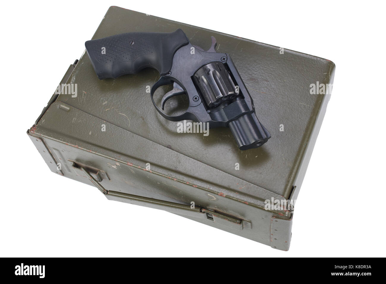 Revolver on the ammunition box Stock Photo - Alamy