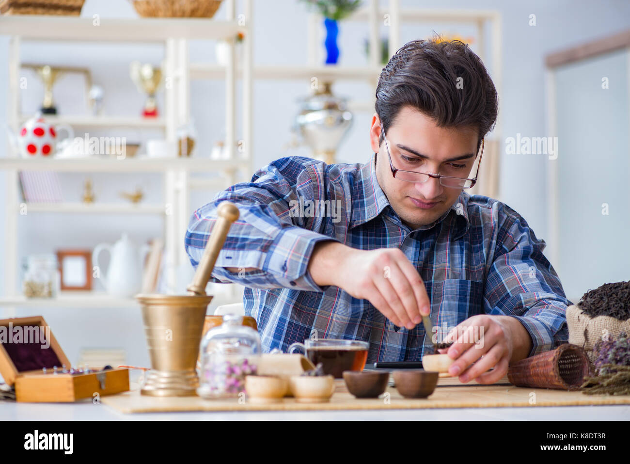 Taster bowl hi-res stock photography and images - Alamy