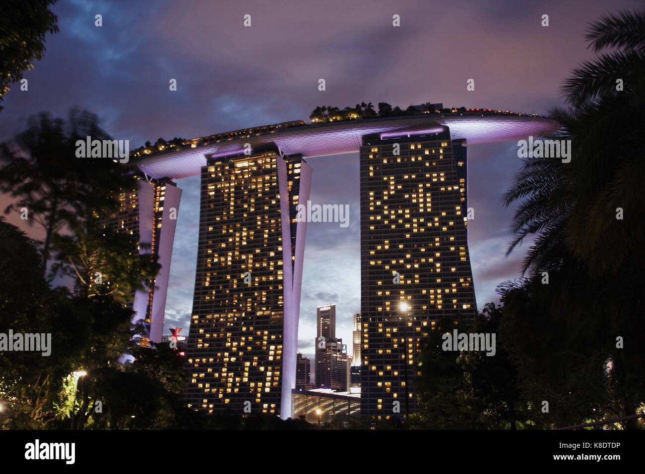 Marina Bay Sands at night Stock Photo - Alamy