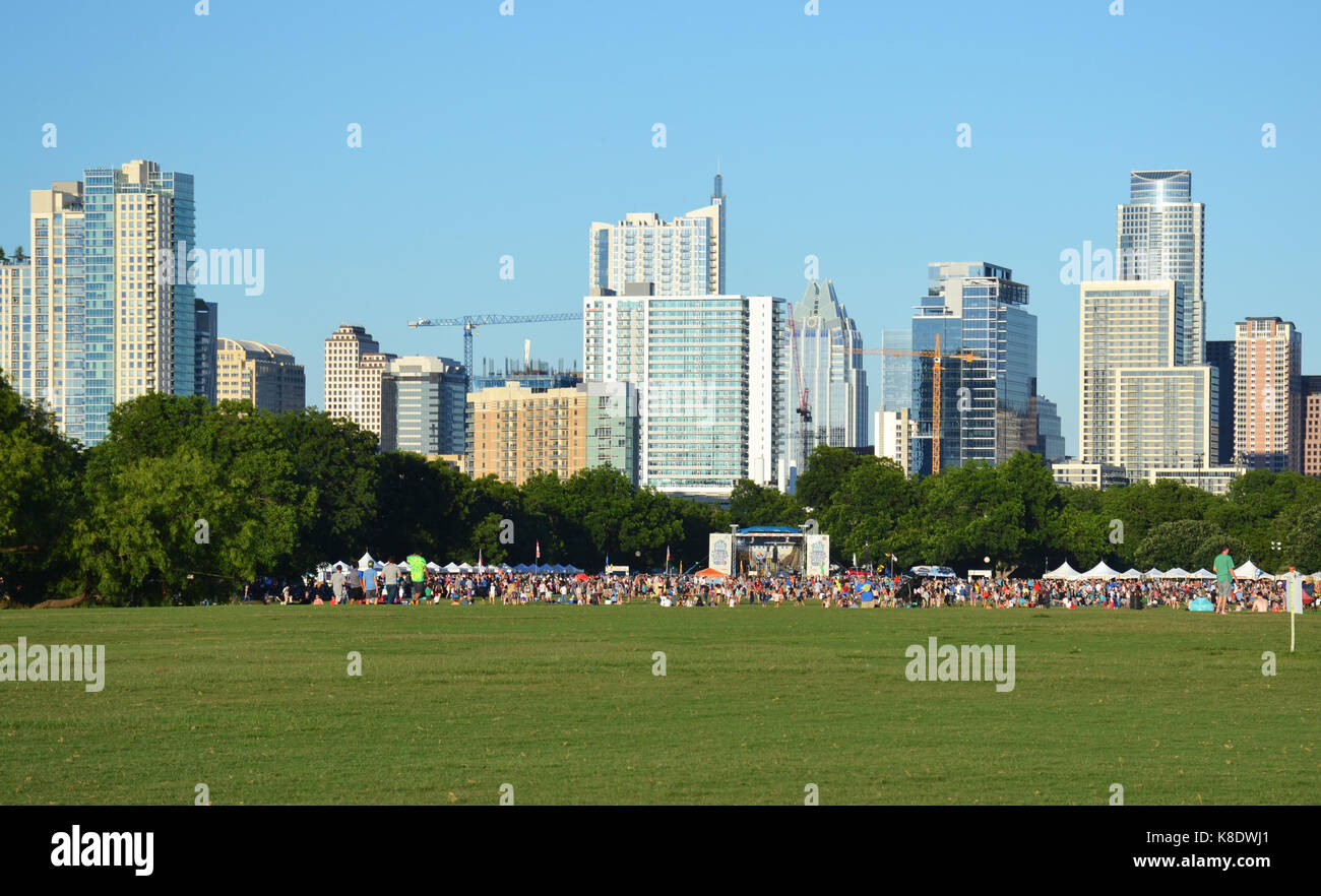 Open-air concert in park, downtown Austin, Texas Stock Photo - Alamy