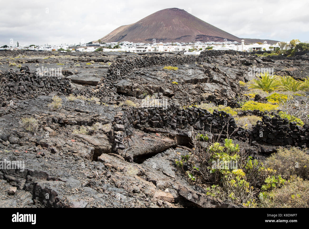Solidified pahoehoe ropey lava field hi-res stock photography and ...