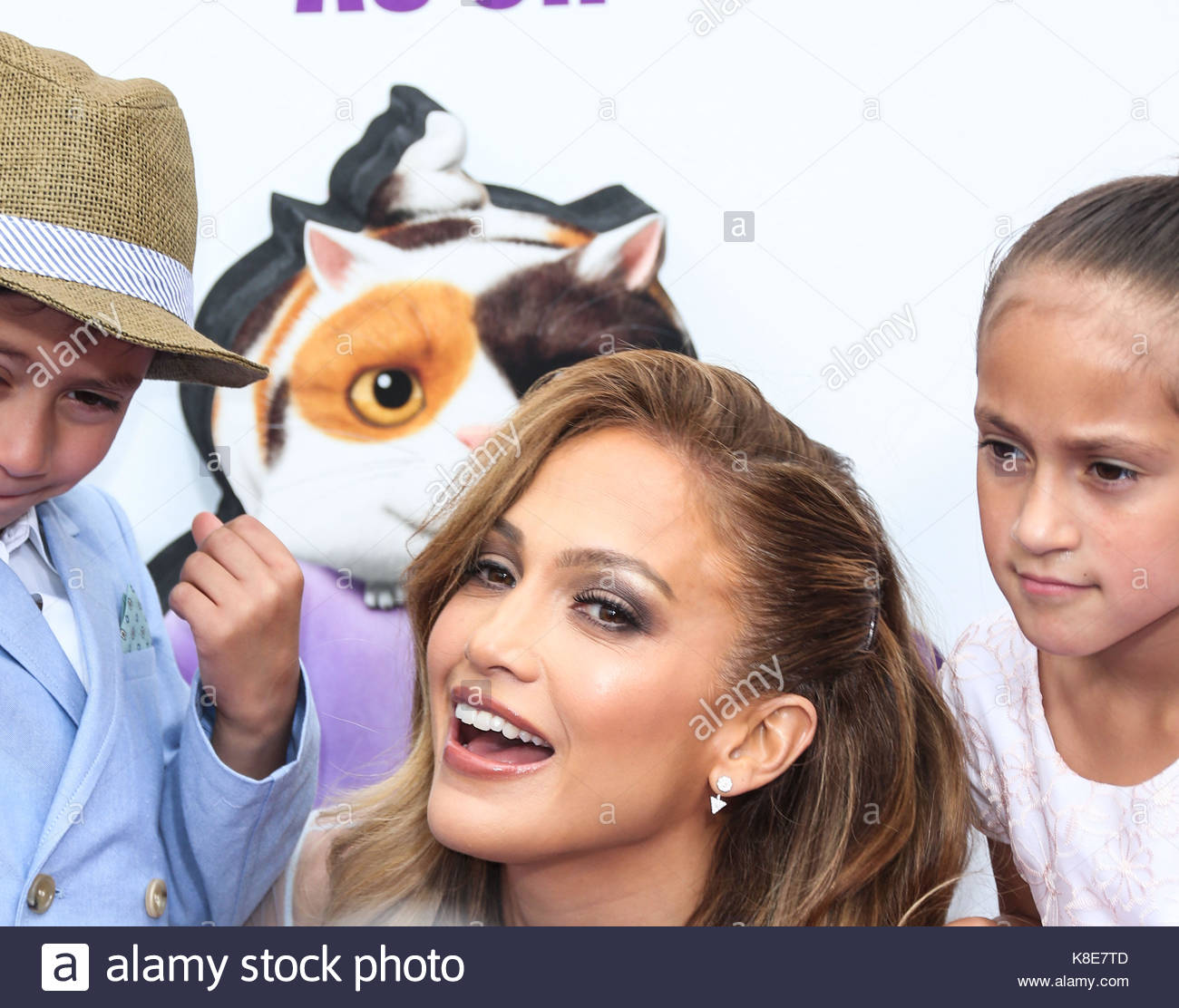 Emme Maribel Muniz And Maximilian David Muniz Stock Photos & Emme ...
