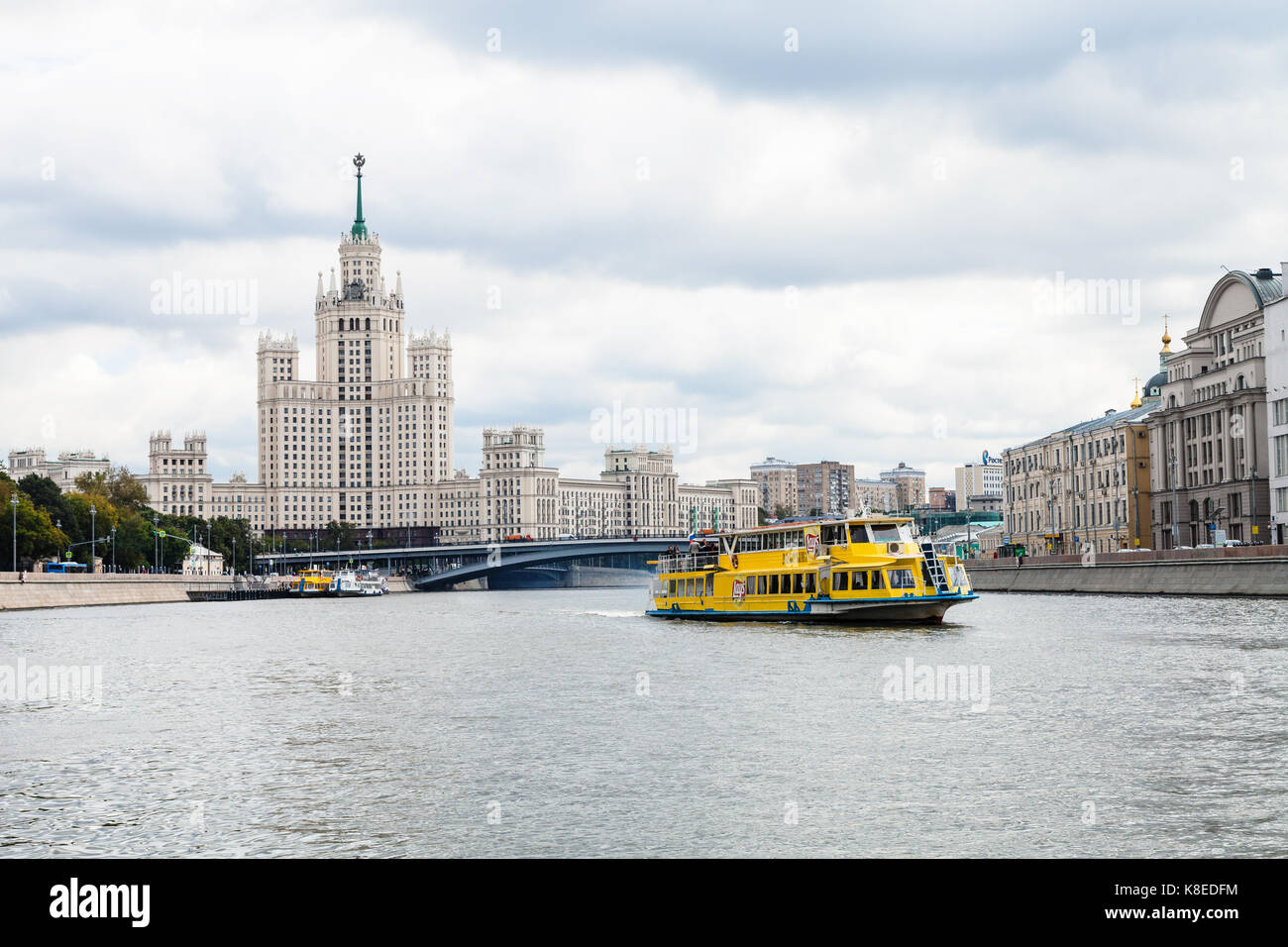 MOSCOW, RUSSIA - SEPTEMBER 16, 2017: view of excursion ship on Moskva ...