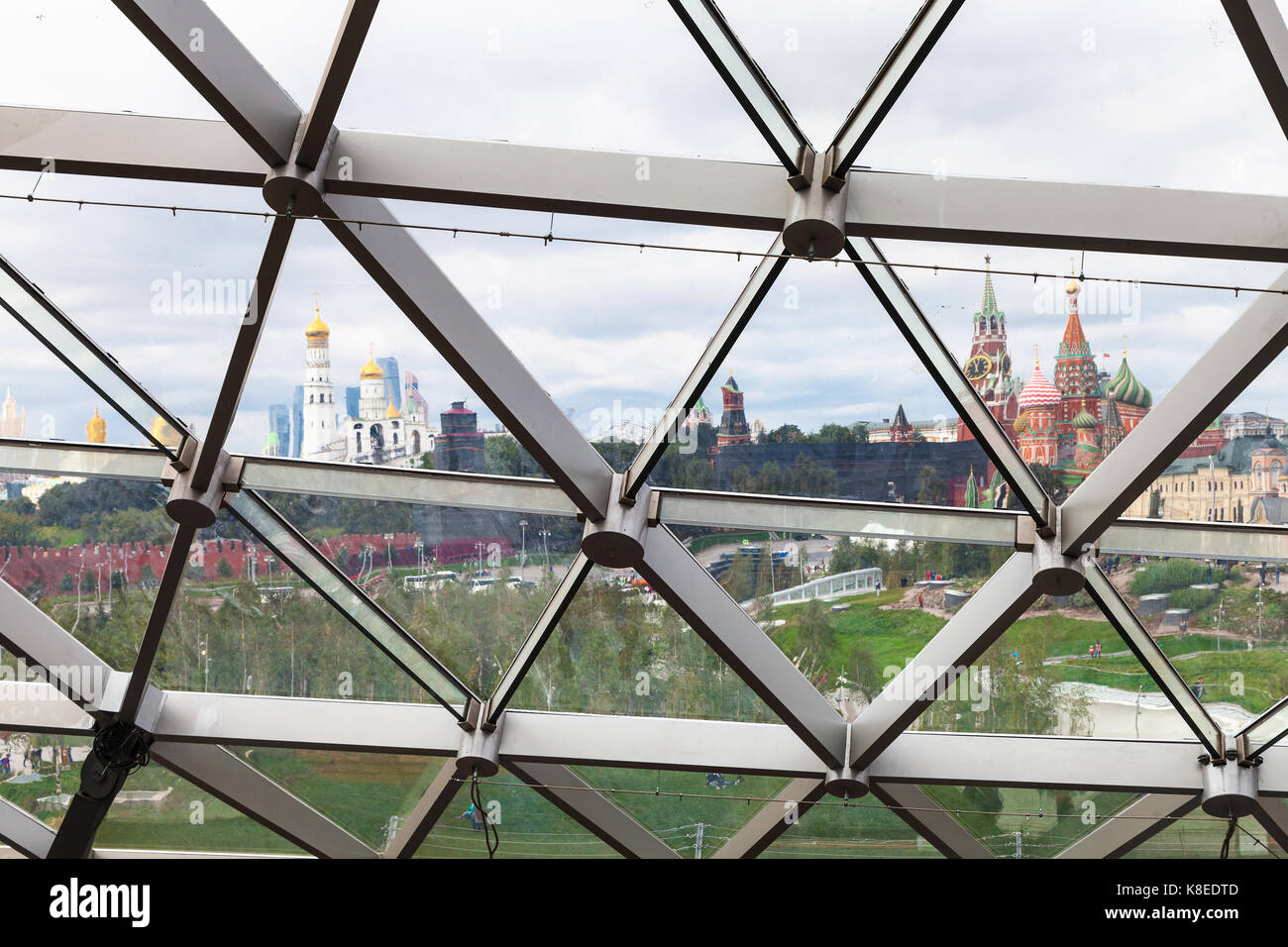 MOSCOW, RUSSIA - SEPTEMBER 16, 2017: view of Kremlin Towers and ...