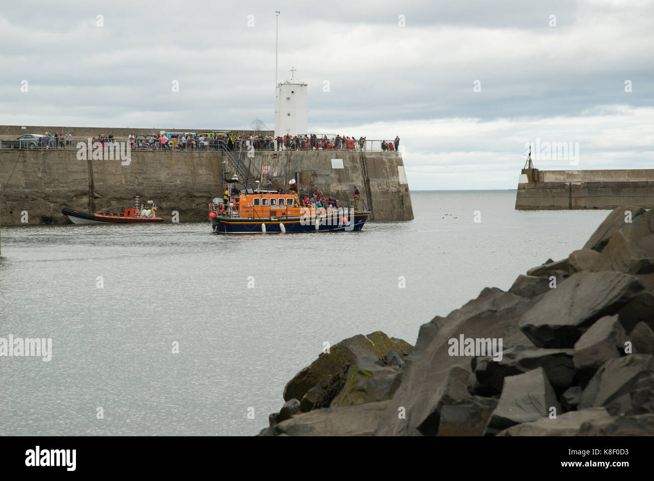 Grace Darling RNLI lifeboat exercise launch at Seahouses ...