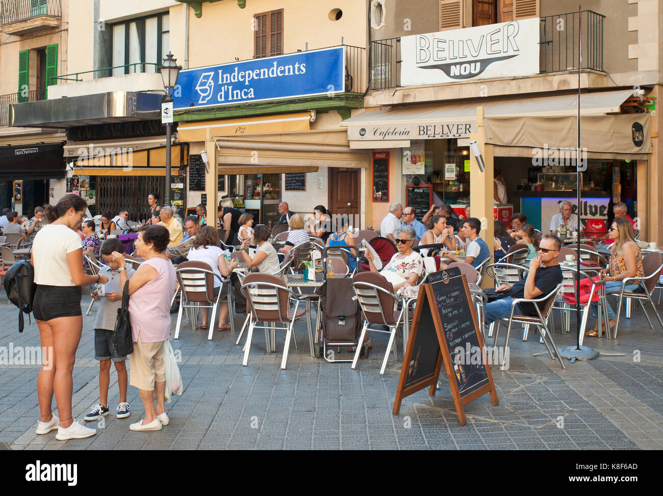 Spanish cafe hi-res stock photography and images - Alamy