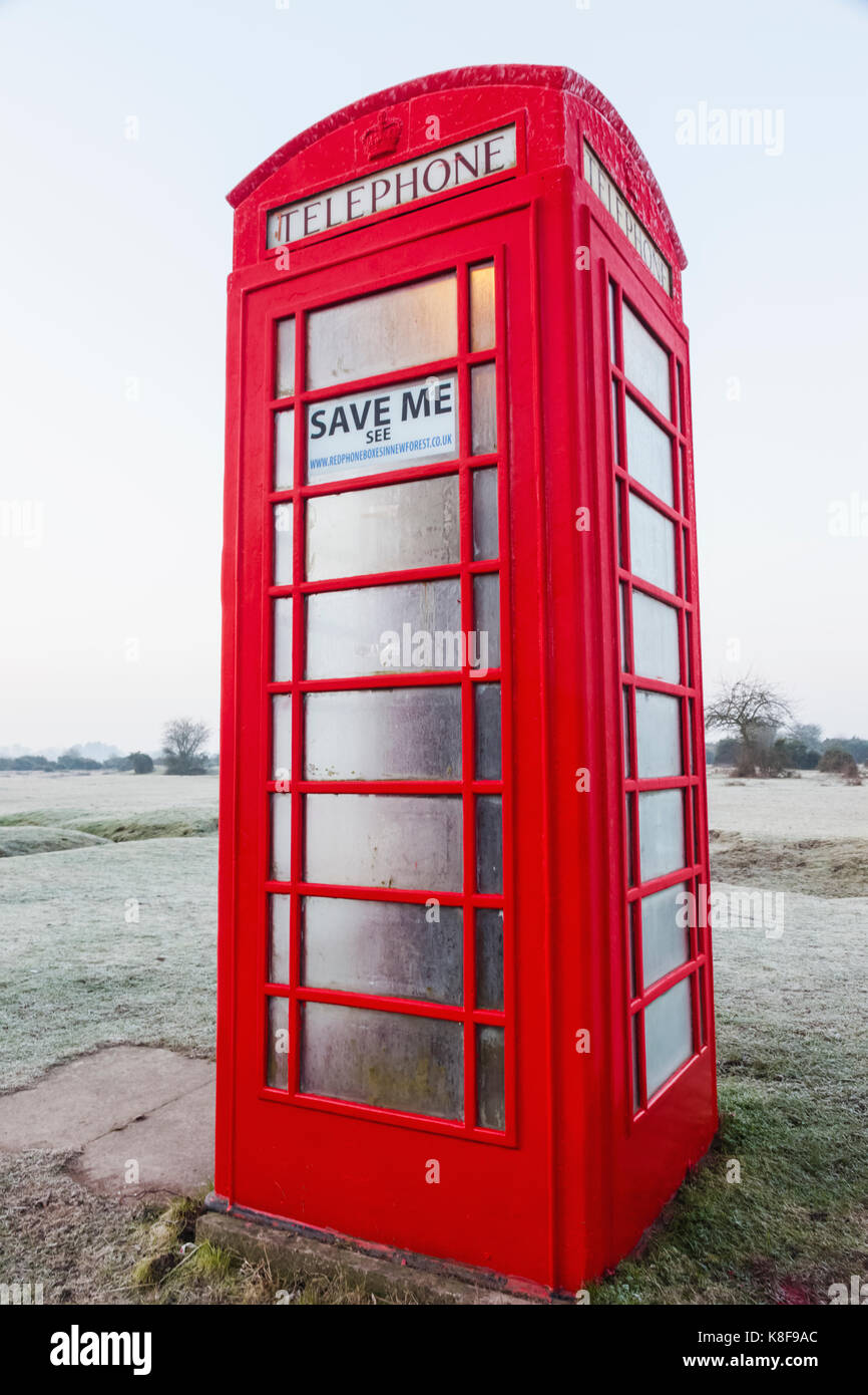 England, Hampshire, The New Forest, Traditional Red Telephone Box Stock ...