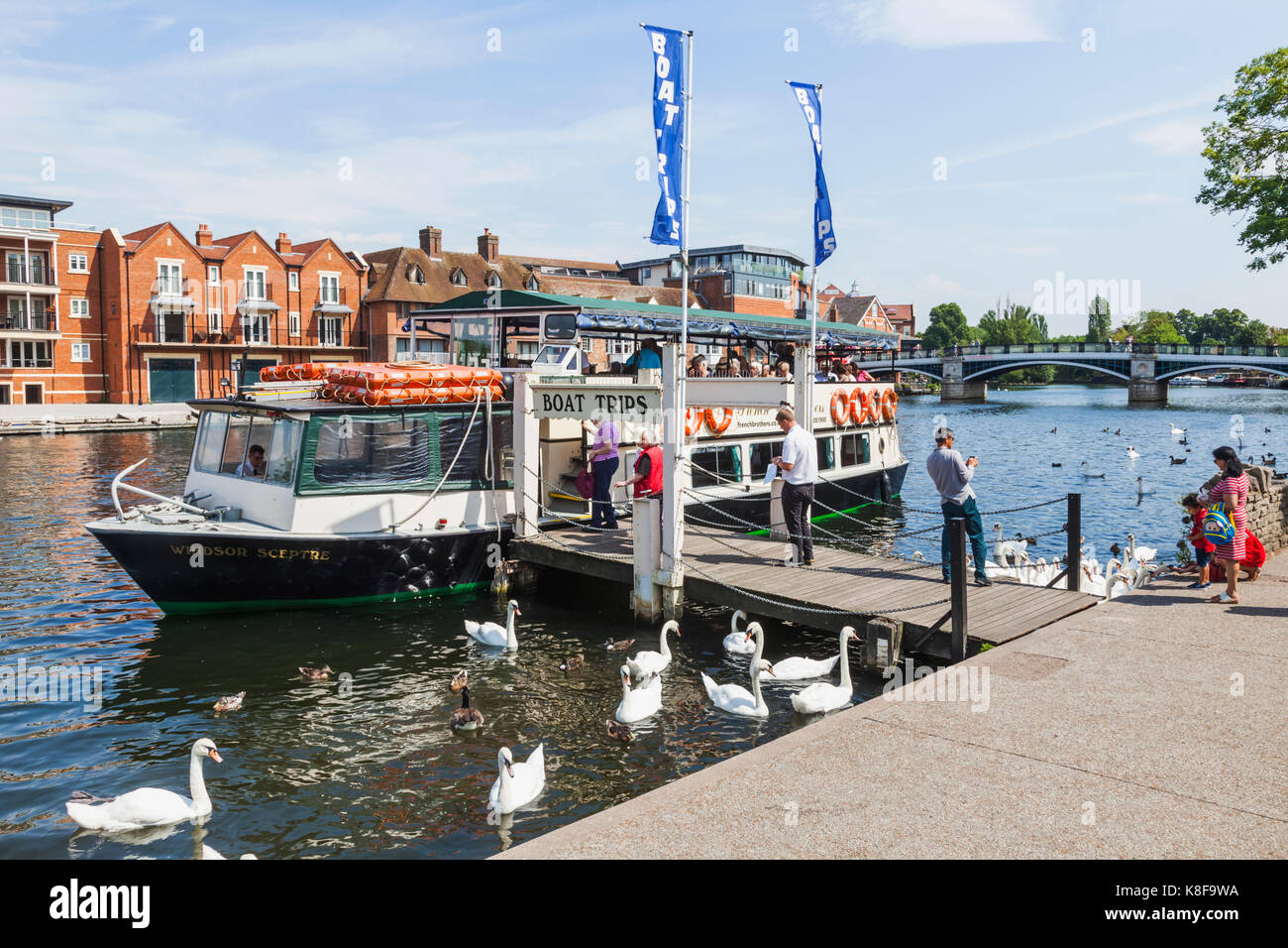 England, Berkshire, Windsor, Tour Boat Stock Photo - Alamy