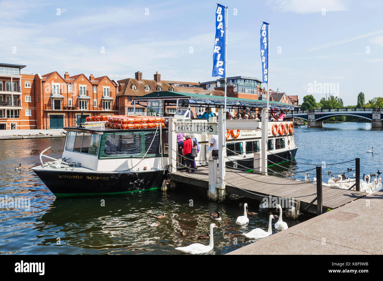 England, Berkshire, Windsor, Tour Boat Stock Photo - Alamy