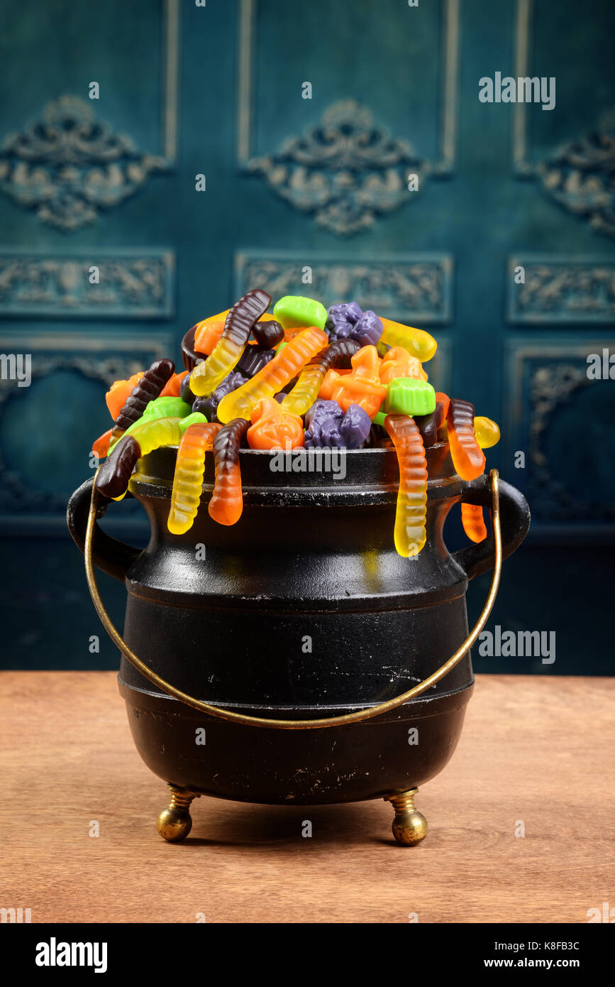 Sugar Cauldron High Resolution Stock Photography and Images - Alamy