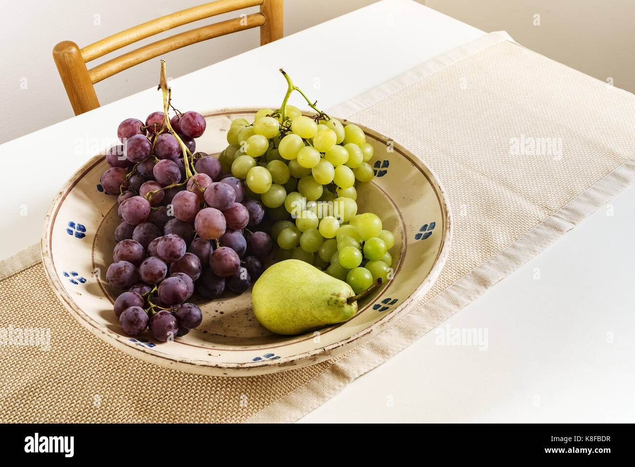 Grape bunch 3 Stock Photo - Alamy