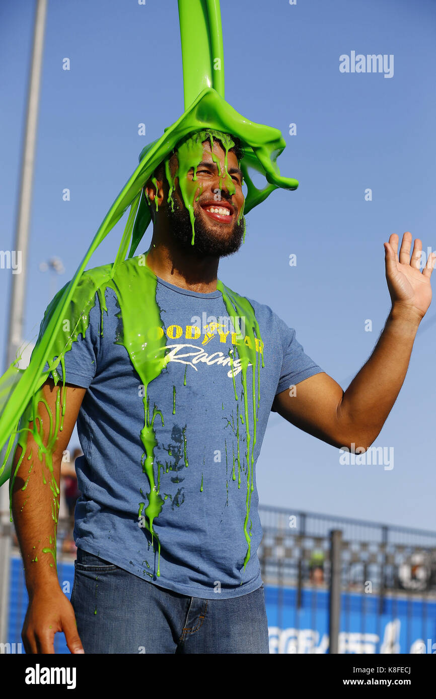 Nickelodeon slime hi-res stock photography and images - Alamy