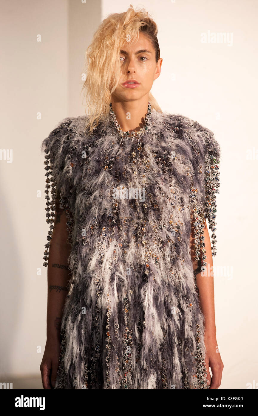 Ready to wear 2017 2018 hi-res stock photography and images - Alamy