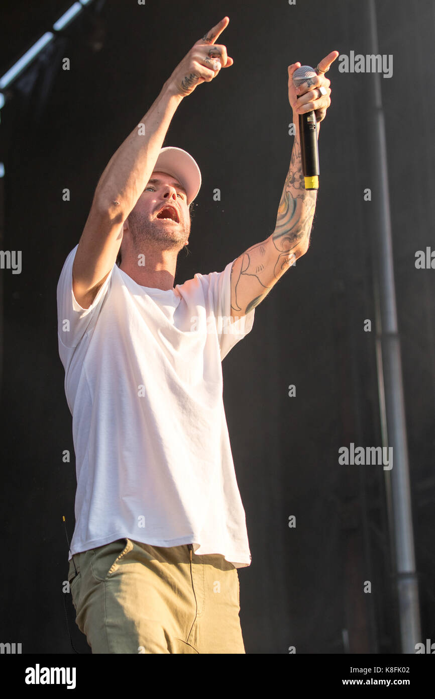 Jared watson of dirty heads hi-res stock photography and images - Alamy